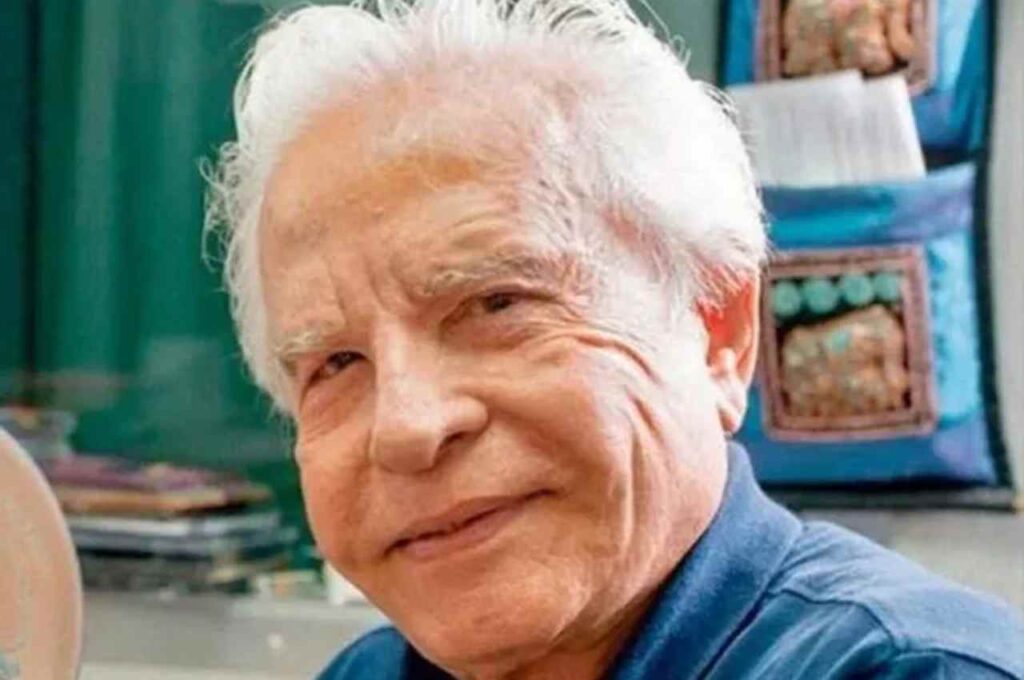 Morre Cid Moreira, um dos ícones da TV brasileira, aos 97 anos ...